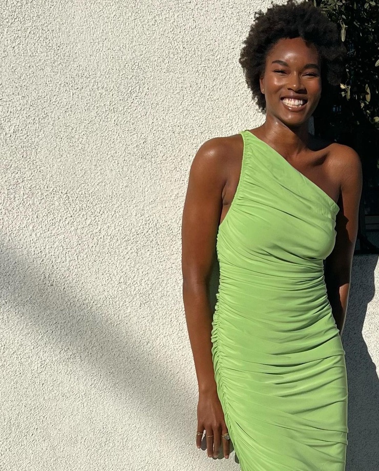 Picture of Damaris Lewis