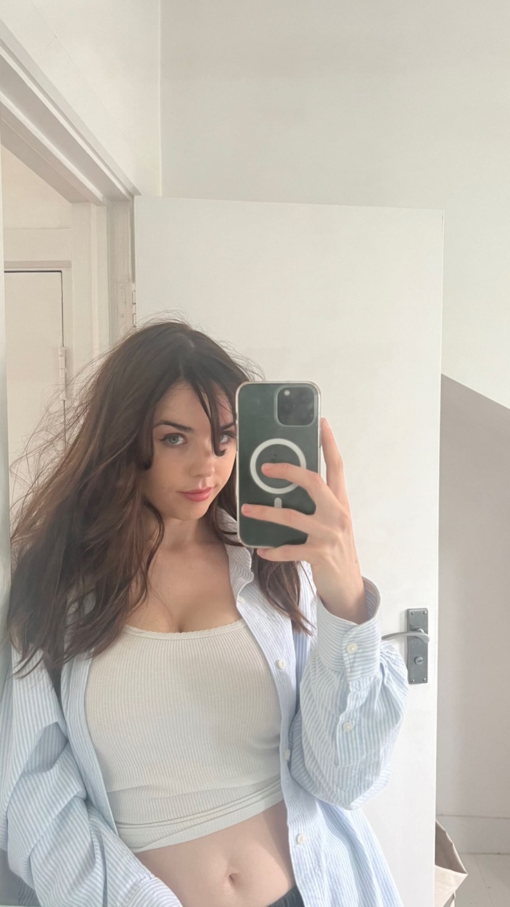 Picture of Danielle Sharp