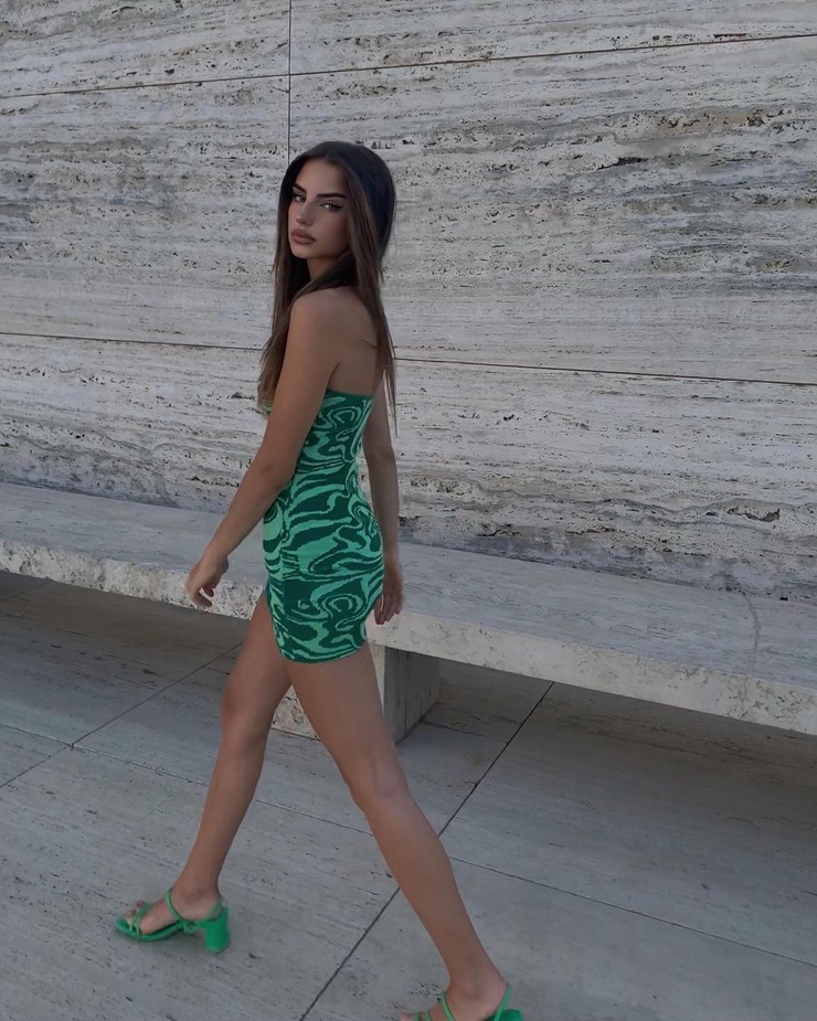 Martina Erregue image