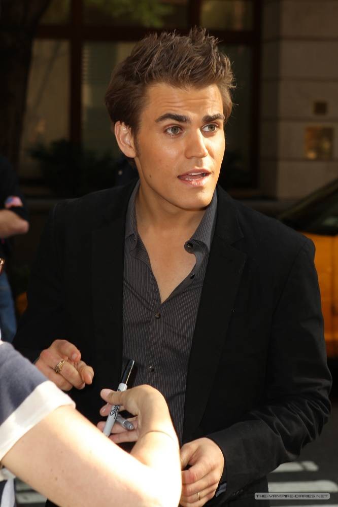 Picture of Paul Wesley