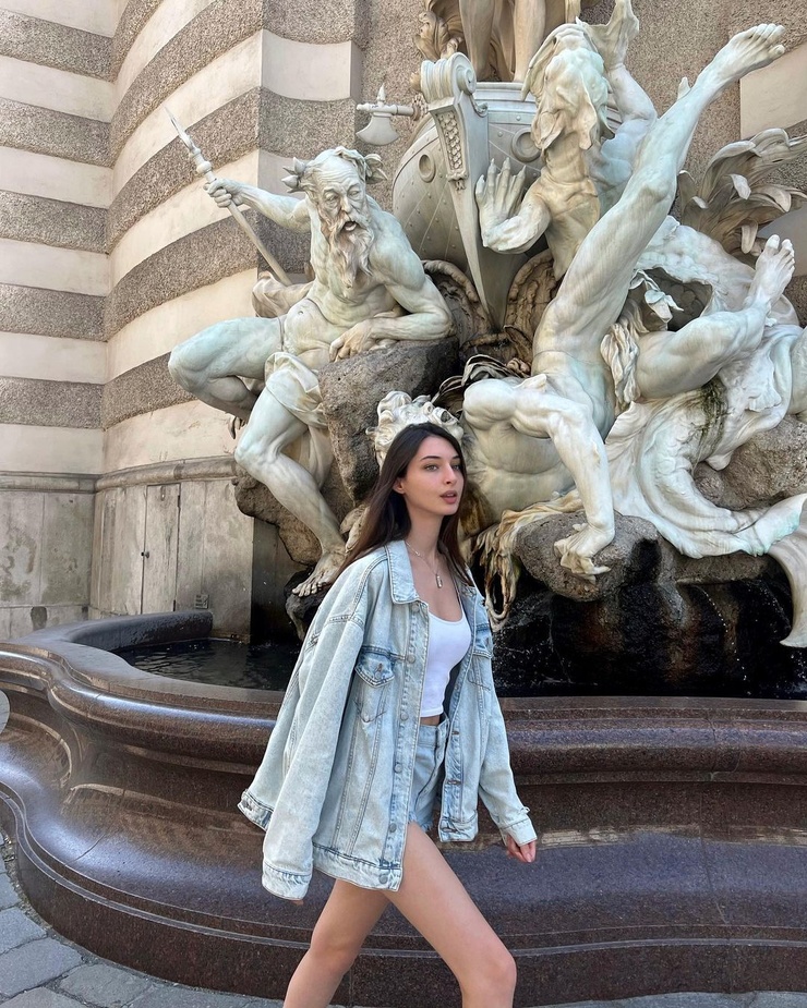 Myriem Boukadida picture