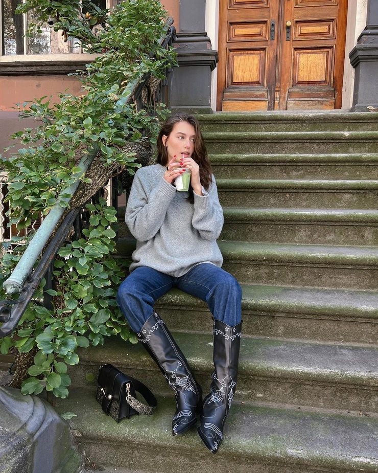 Picture of Jessica Clements