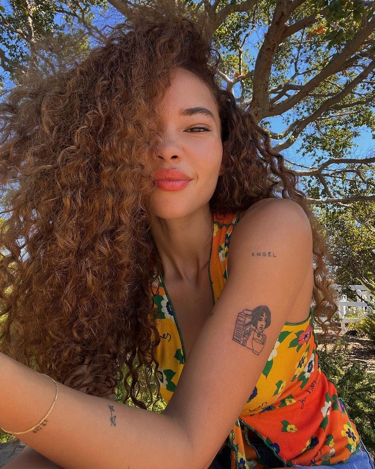 Picture of Ashley Moore (2)