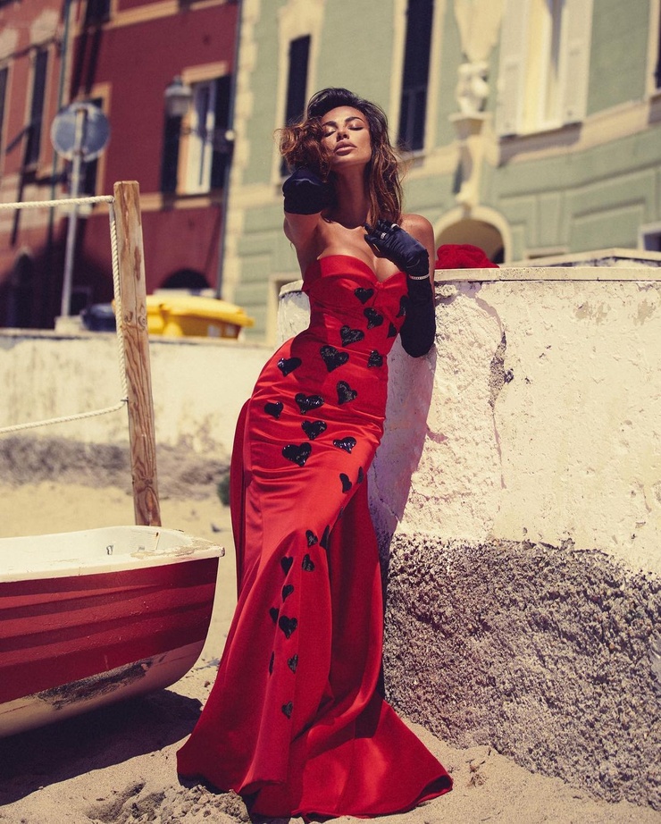 Picture of Madalina Ghenea