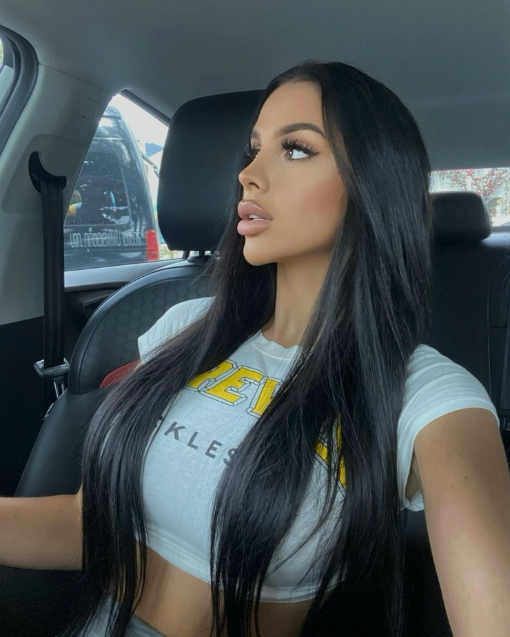 Picture of Elyssa Monson