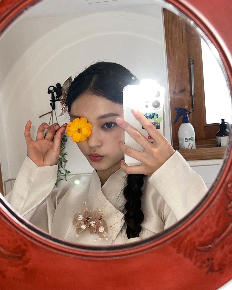 Picture of Hae-rin Kang