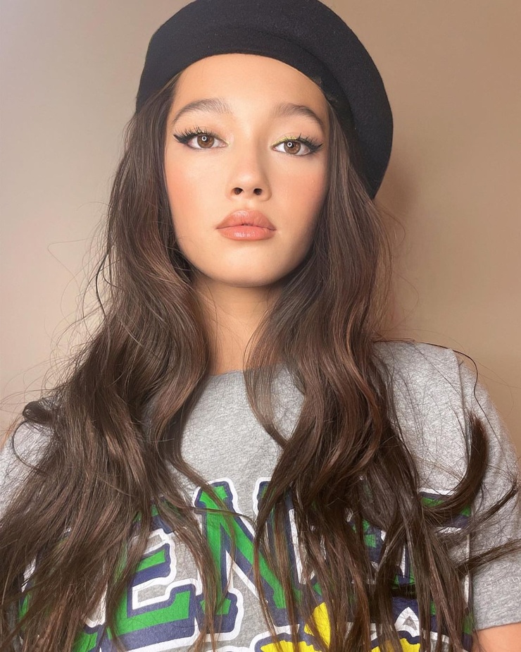 Lily Chee image