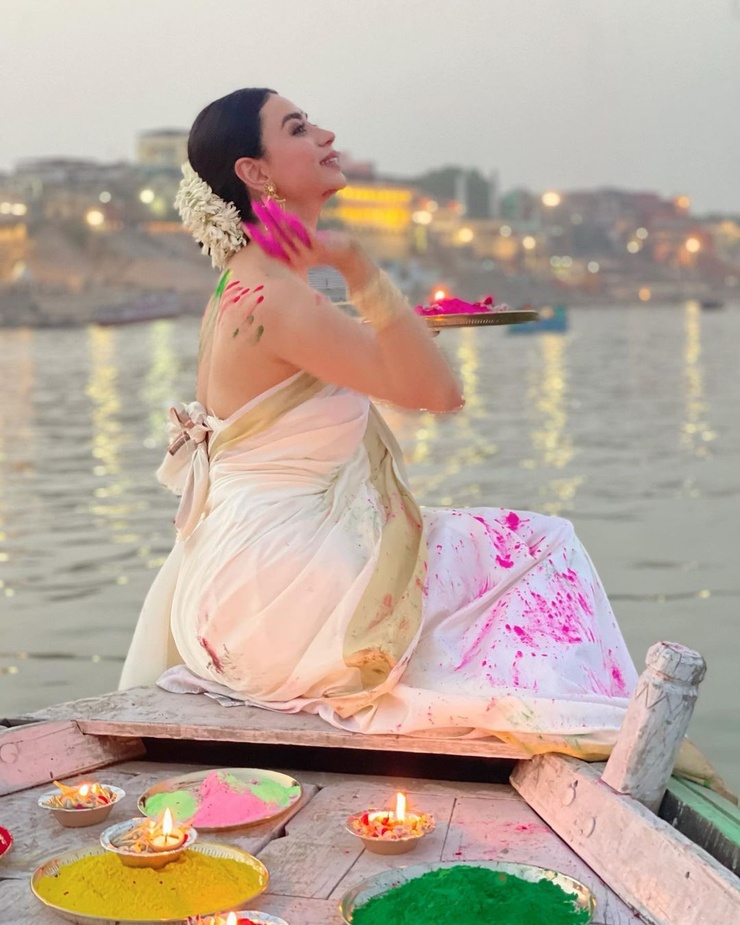 Soundarya Sharma picture