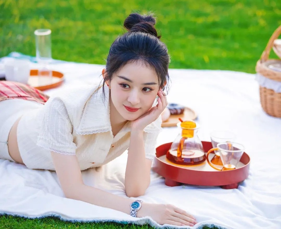 Picture of Liying Zhao