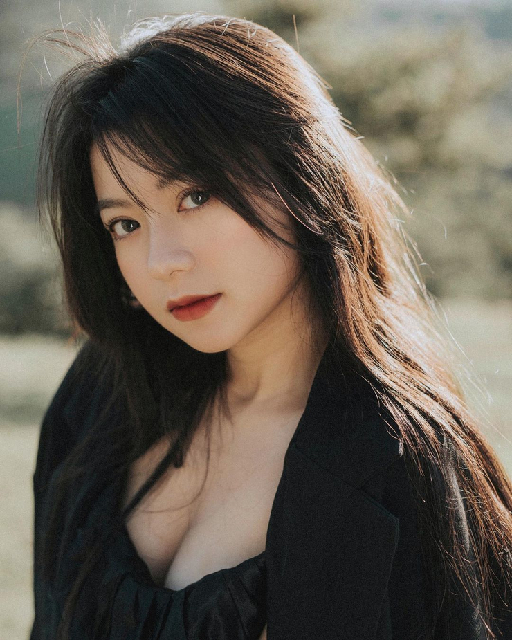 Trang Thu Tran image