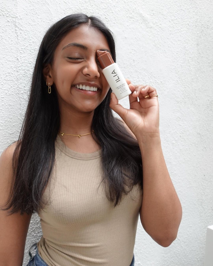 Picture of Charithra Chandran