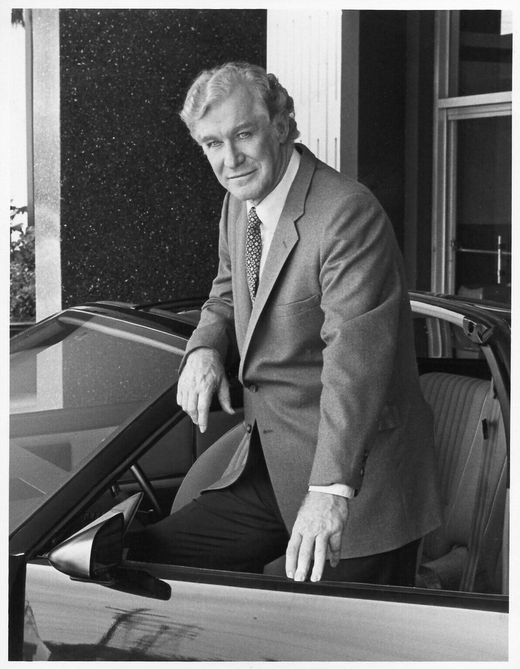 Edward Mulhare