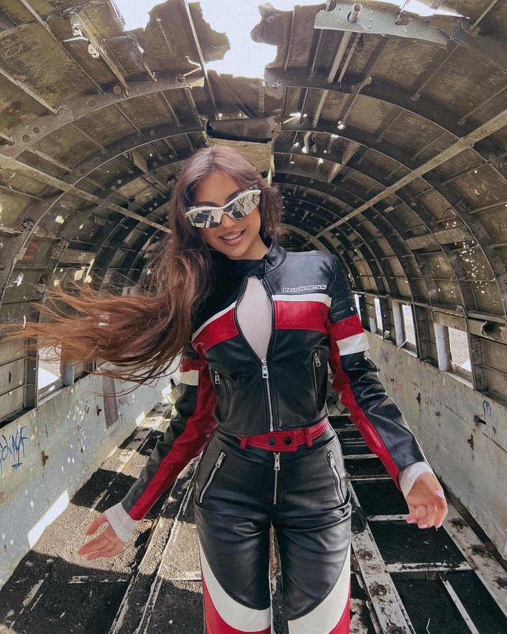 Nicoleta Bezer image