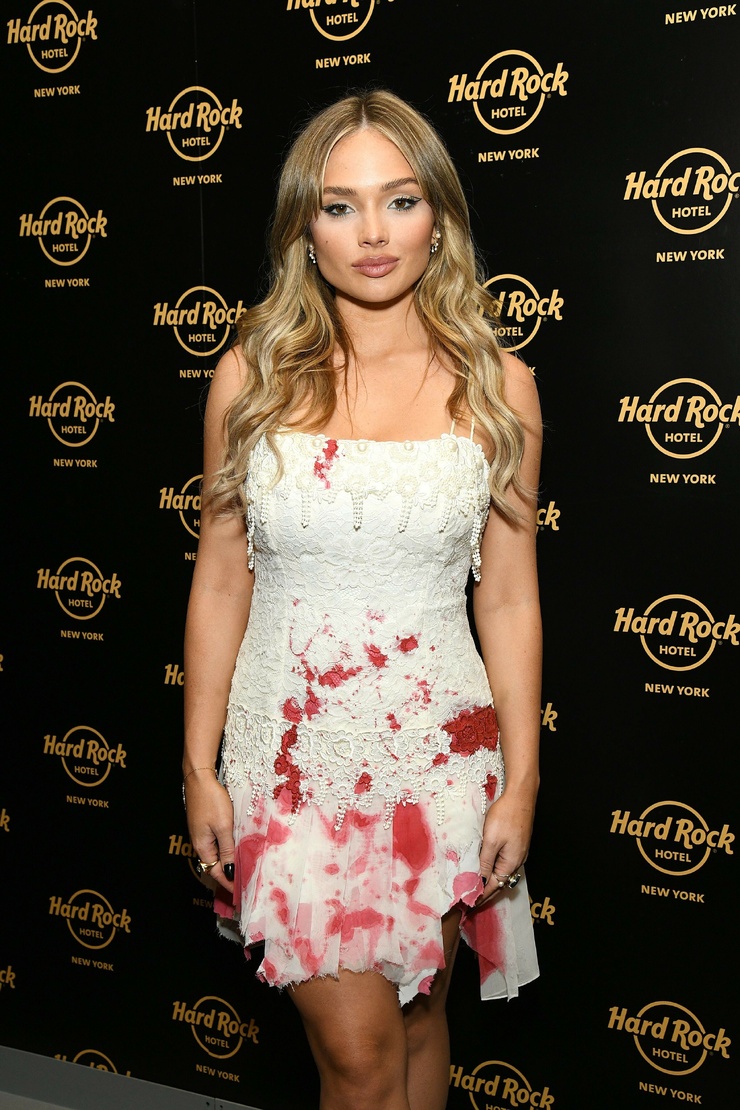 Natalie Alyn Lind image