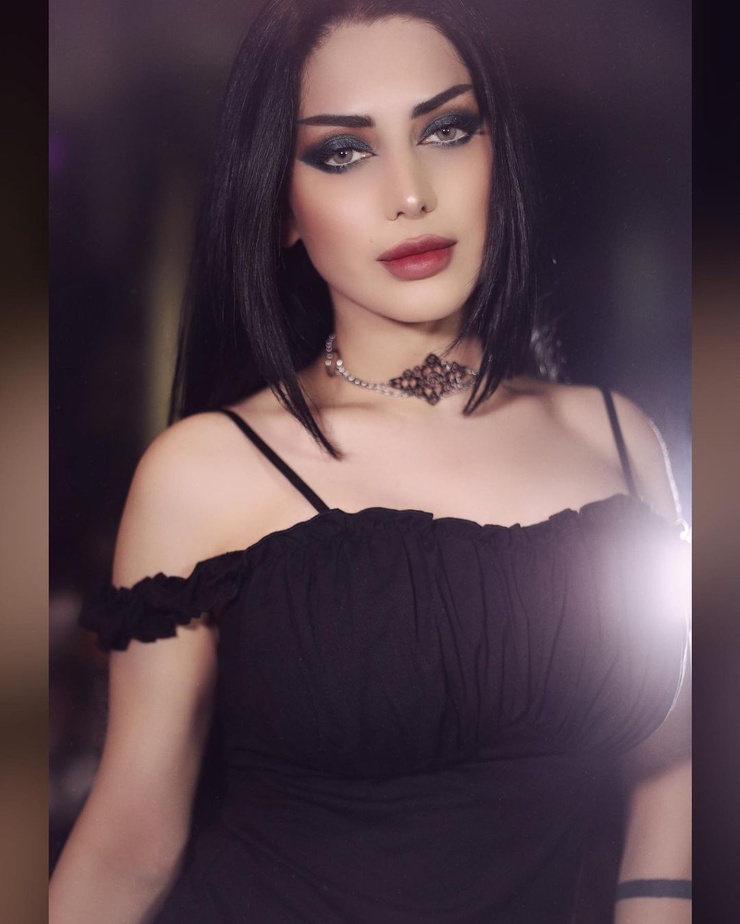 Foroogh Atash picture