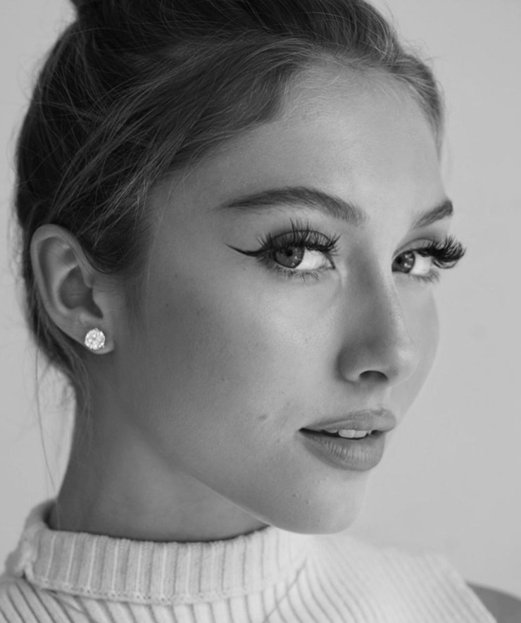 Picture of Heloise Hut