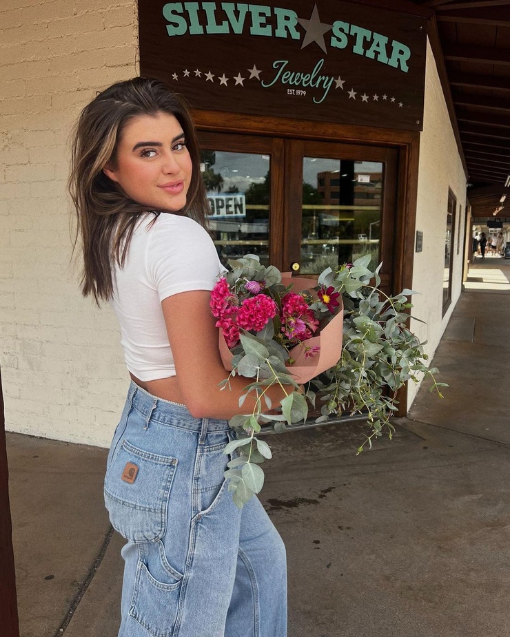 Kalani Hilliker image