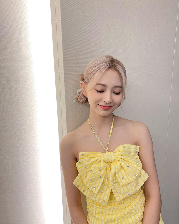 Picture of Chou Tzu-yu (Tzuyu)