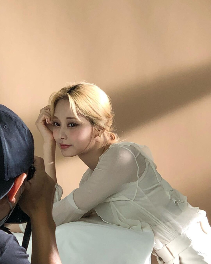 Picture of Chou Tzu-yu (Tzuyu)