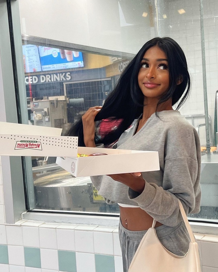 Picture of Kaaviya Sambasivam