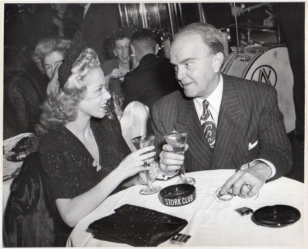 Shirley Paige, Victor Moore