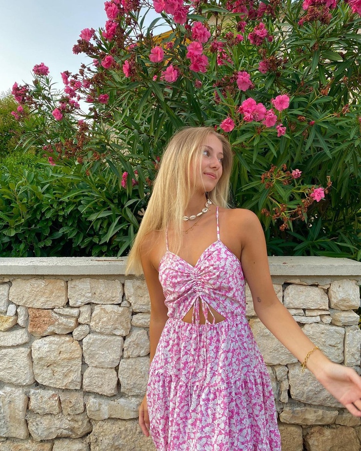 Image of Nadine Zofia