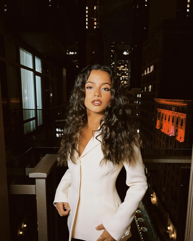 Picture of Isabela Moner