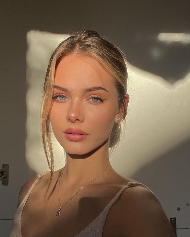 Picture of Sara Crumble