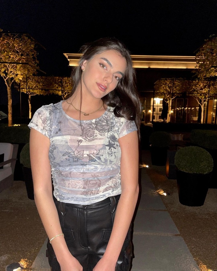 Picture of Toni Breidinger