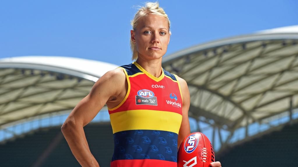 Erin Phillips picture