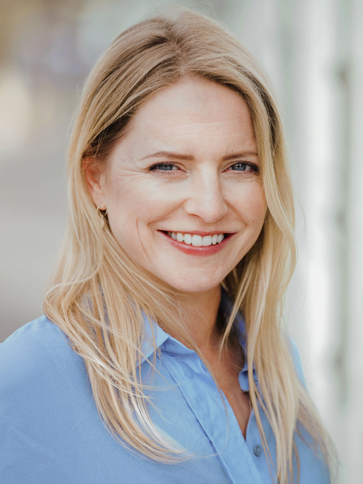 Picture of Diana Staehly