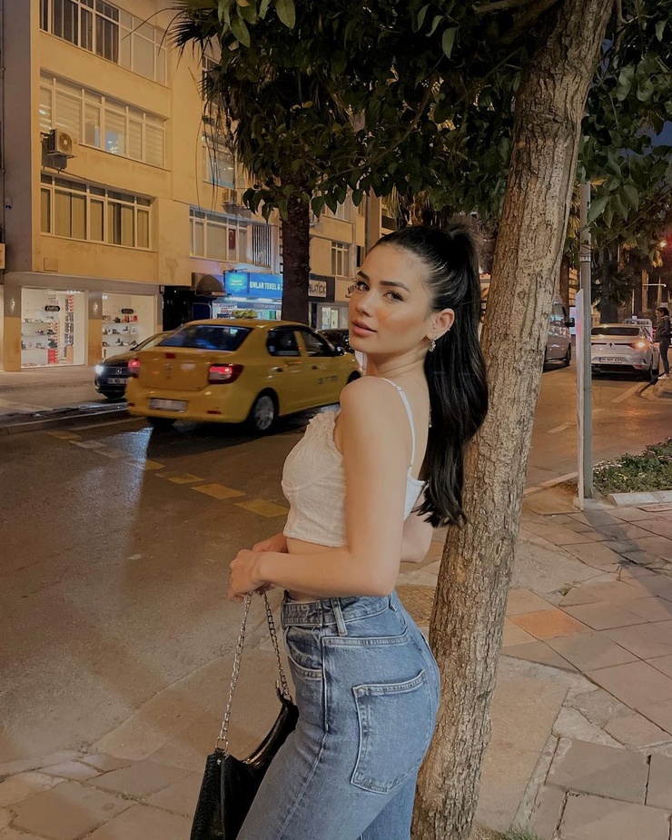 Picture of Asli Atil