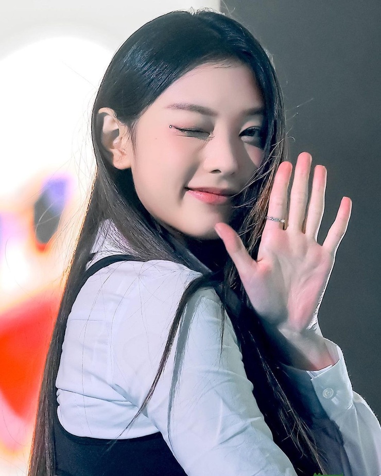 Picture of Hae-rin Kang