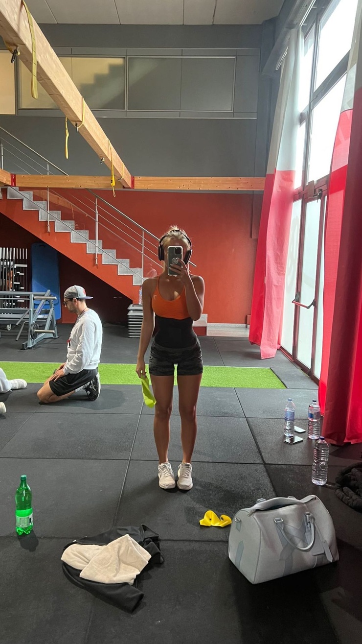 Picture of Alexa Breit