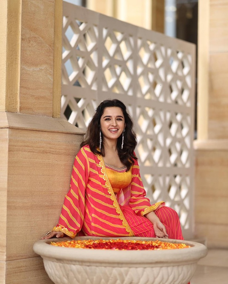 Shirley Setia image