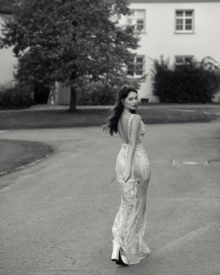 Picture of Zoelle Frick