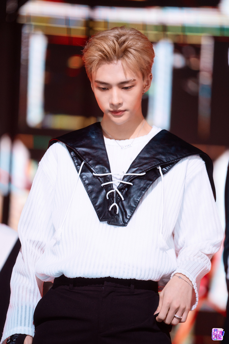 Hyun-Jin Hwang image