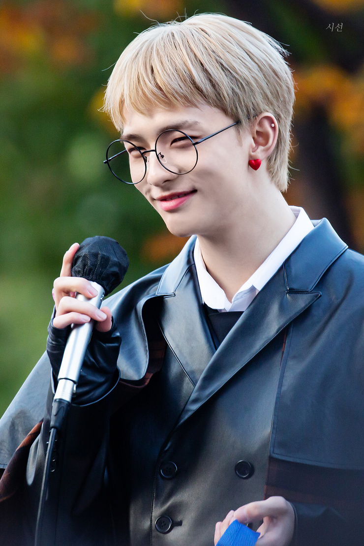 Picture of Hyun-Jin Hwang