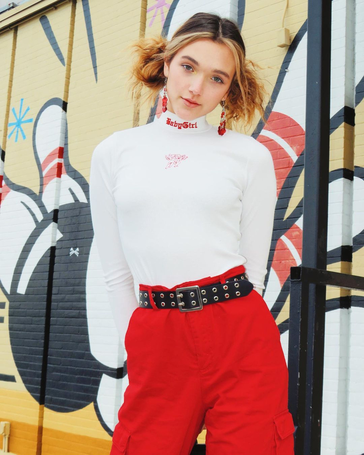 Picture of Bella Drew