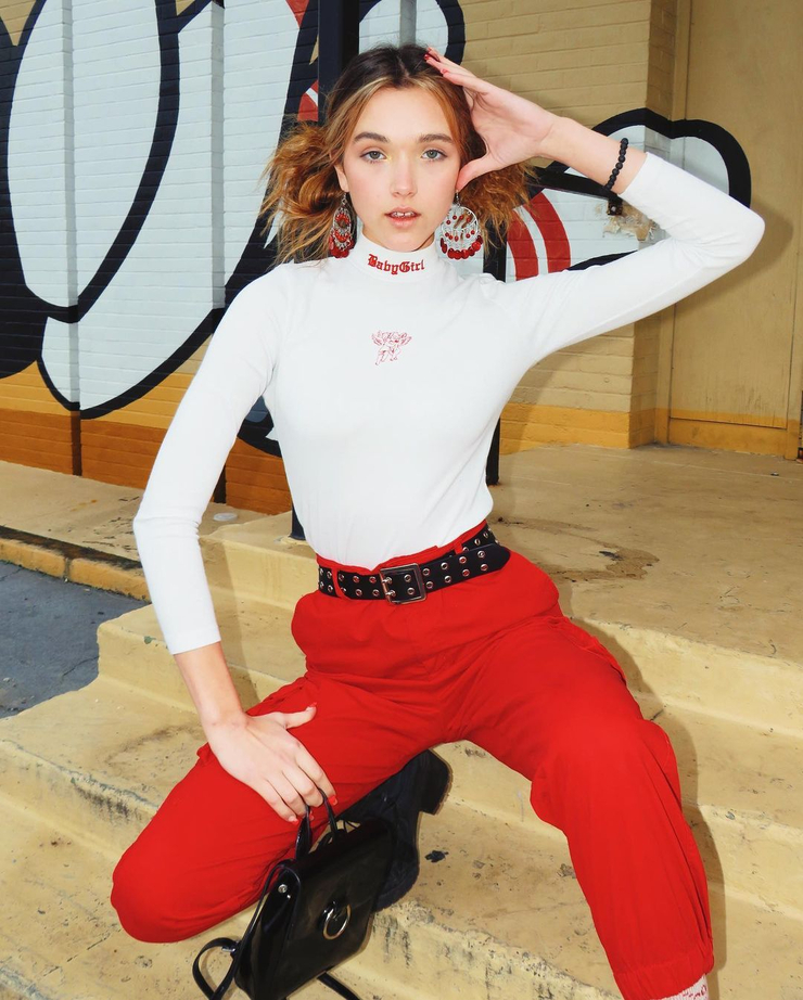 Picture of Bella Drew