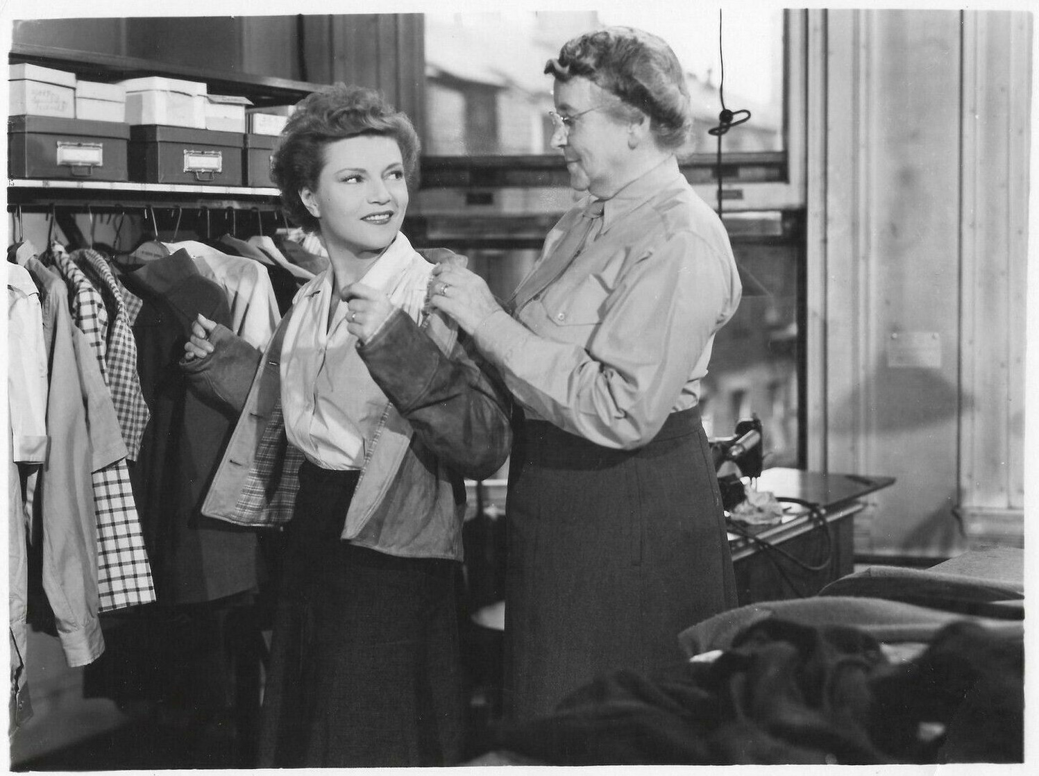 Picture of 13 Rue Madeleine (1946)