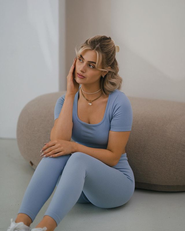 Image of Laura Michelle