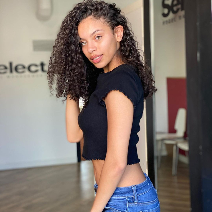 Picture of Arianna Barron