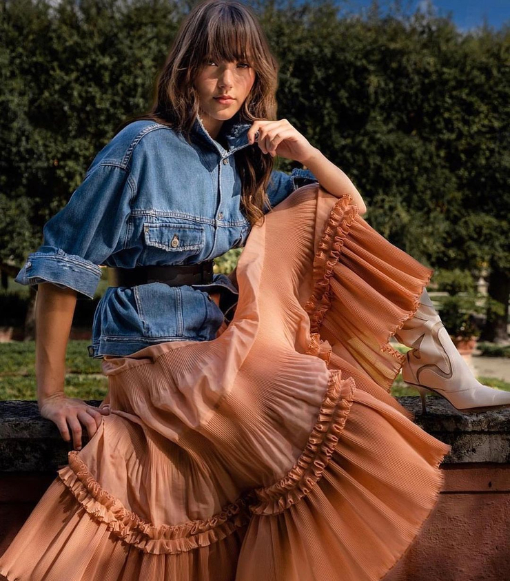 Picture of Bella Drew