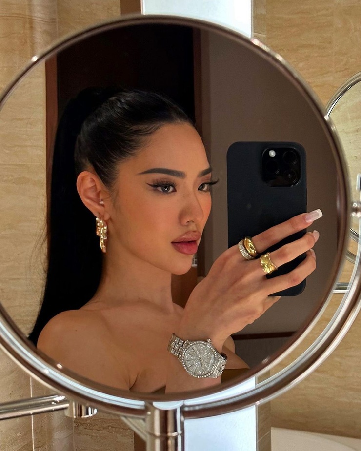 Picture of Amberly Xuan