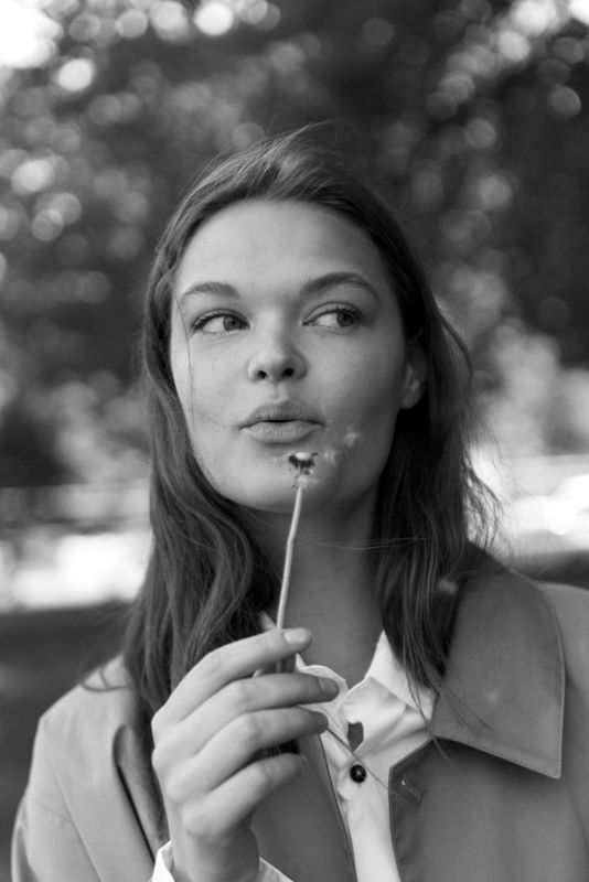 Picture of RACHEL JOHNSON model