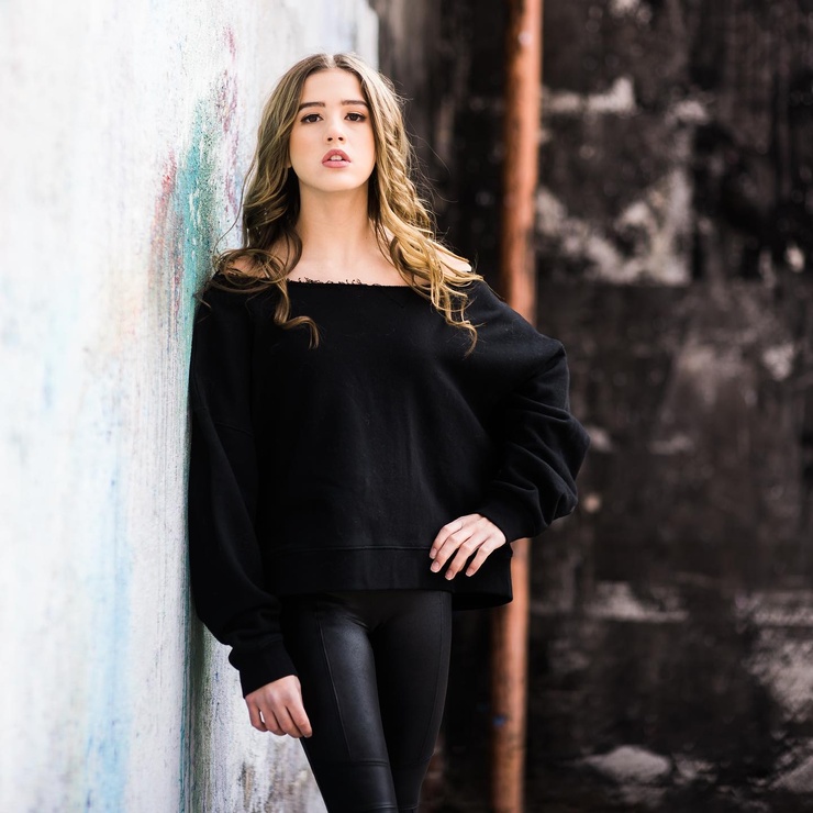 Picture of Elle Reed