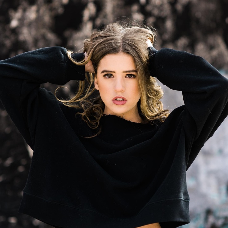 Picture of Elle Reed