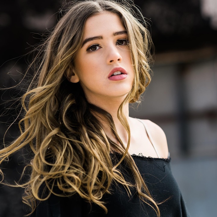 Picture of Elle Reed