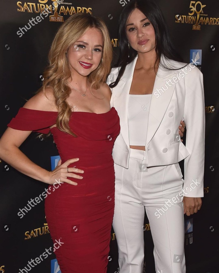 Picture of Yvette Monreal